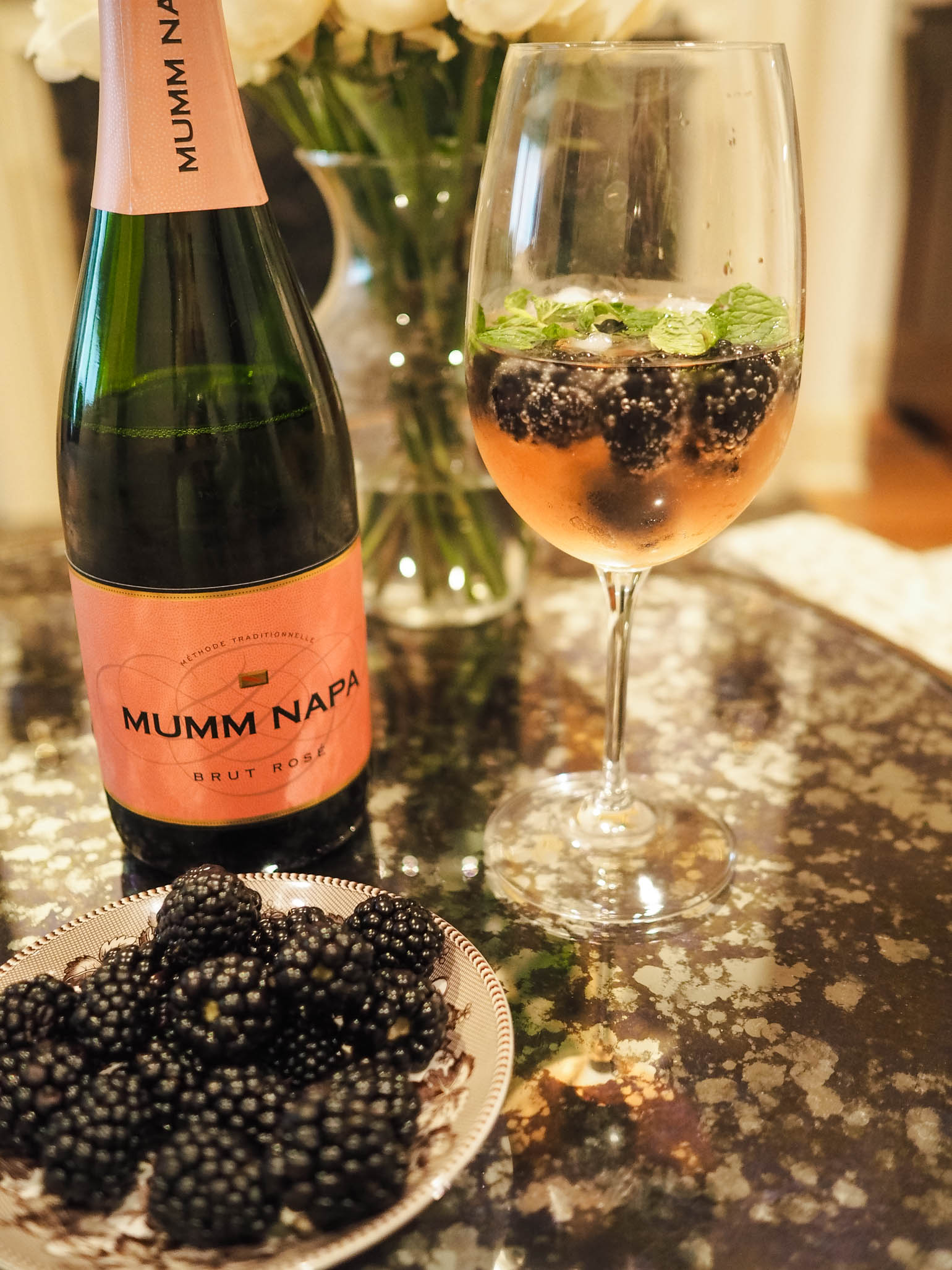 Easy Cocktail For The "Lazy" Hostess - The Brunette Nomad